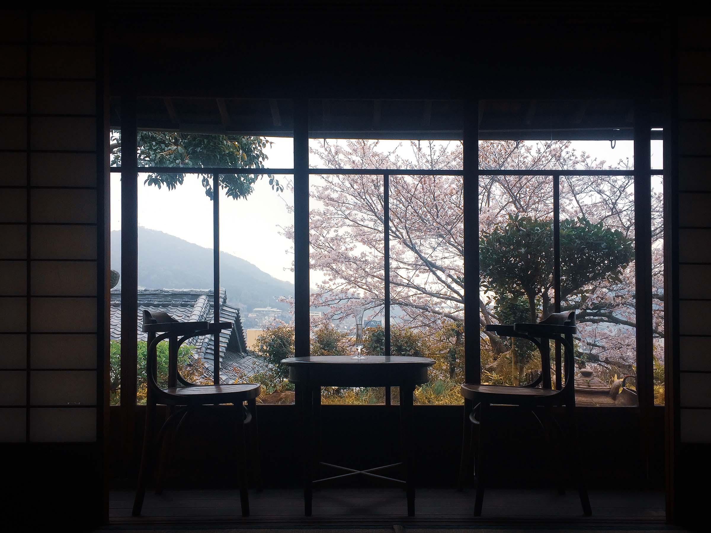 尾道 茶園の家 | YANAGI+ARTBASE